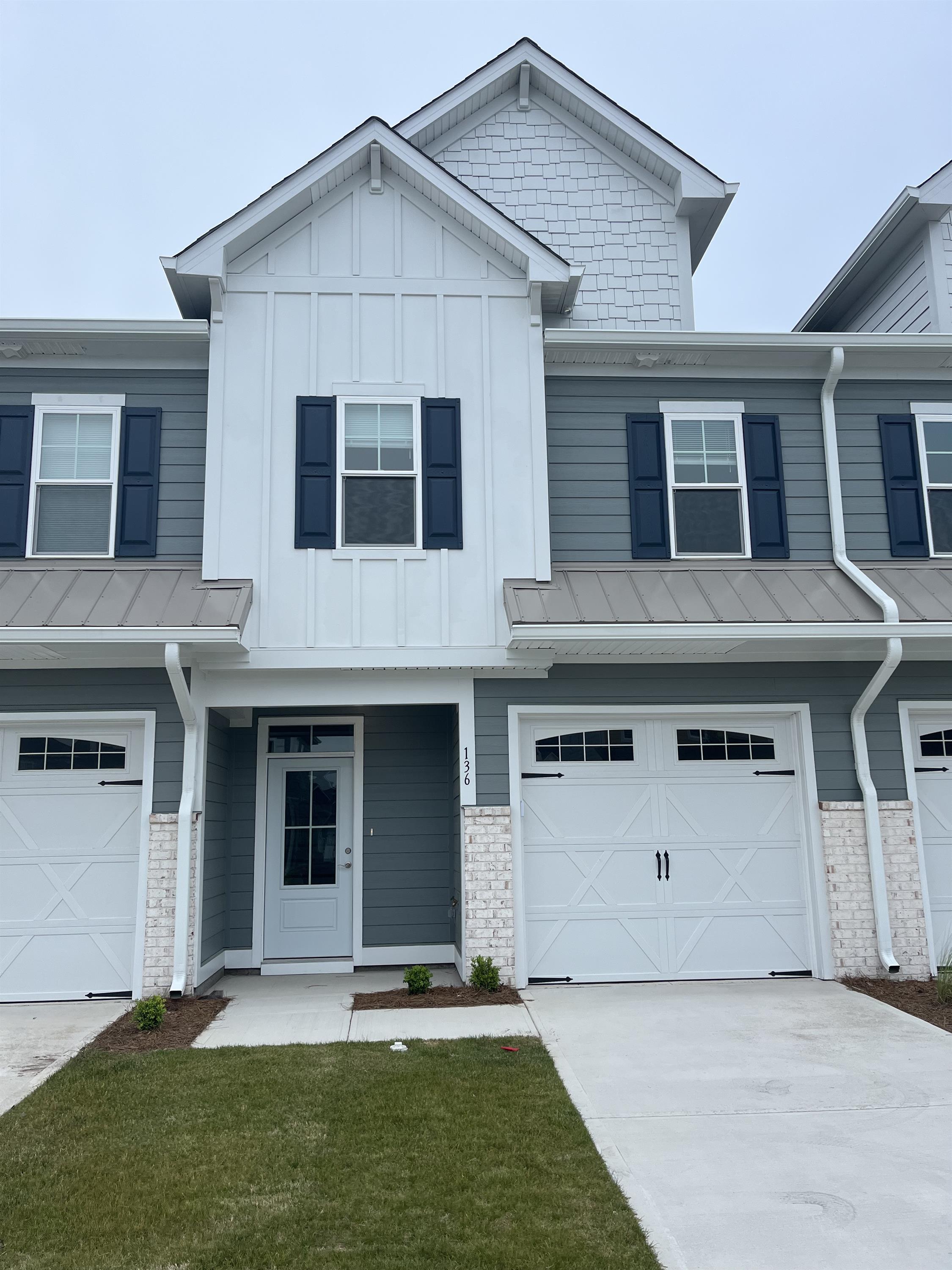 Home [sdhcrentals.managebuilding.com]